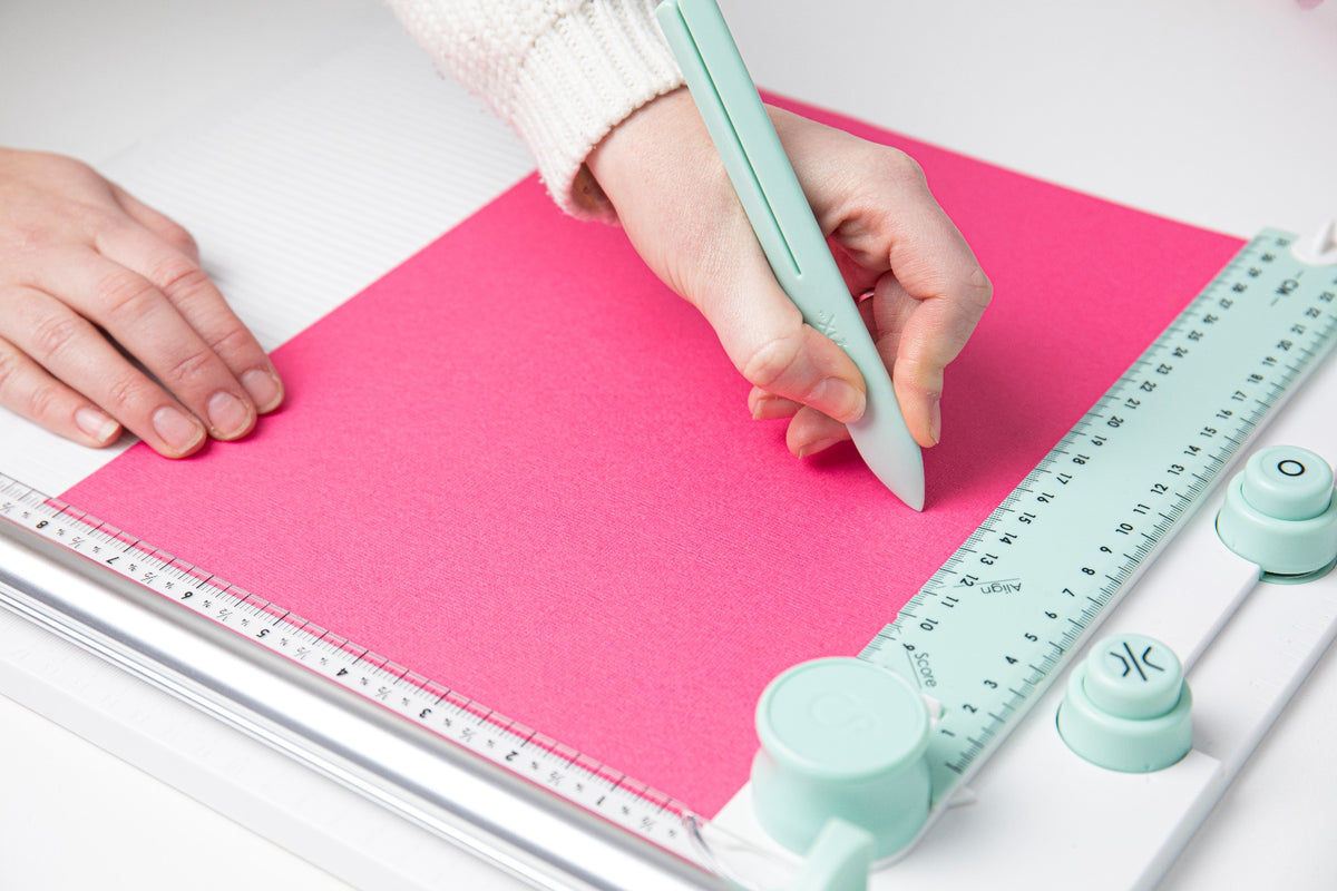 Sizzix Making Tool Scoring Board & Trimmer – Sizzix.co.uk