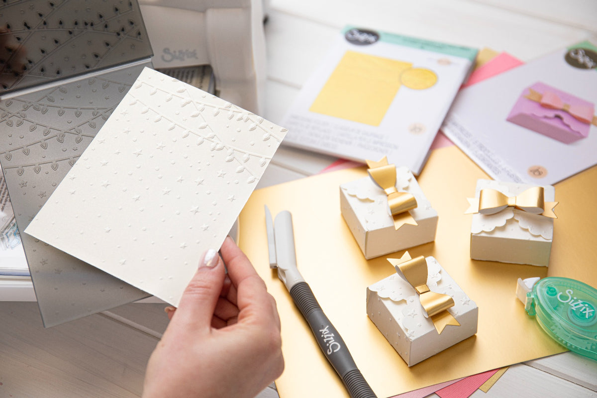 Sizzix Multi Level Textured Impressions Embossing Folder Stars and Lig ...